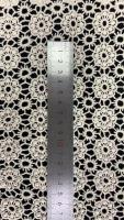 China COTTON Eco-Friendly Luxury Vintage Daisy Floral Guipure Embroidery Lace Trim Fabric for Wedding Dresses & Home Decor for sale