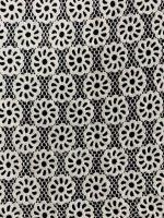 China COTTON Eco-Friendly Luxury Vintage Daisy Floral Guipure Embroidery Lace Trim Fabric for Wedding Dresses & Home Decor for sale