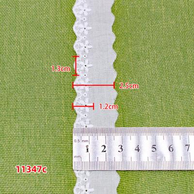 China Vintage Style Middle Eastern Inspired Cotton Lace Trim with Scalloped Edge for DIY Sewing and Crafting for sale