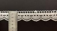China 3cm Width Premium Milk Silk Floral Lace Trim with Scallop Edge and 3D Floral Pattern for Garments and DIY Crafts for sale