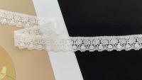 China 1.5cm Width Geometric Pattern Narrow Lace Trim With Sturdy Weave For Garment Hemming & Hand Craft for sale