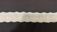 China Vintage Middle East Cotton Lace Trim with Scalloped Edge for Fashion Garments and DIY Crafts for sale