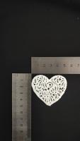 China Soft 100% Polyester Hollow Crochet Heart Lace Patch, Romantic Heart Embroidery Applique for Fashion Clothing Accessories for sale
