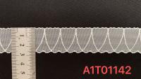 China 2.5cm Width Nylon Spandex Lace Trim with Rhombus Mesh and Scalloped Edge for Lingerie Decoration for sale