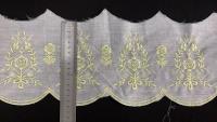 China 100% Cotton Soft  Eyelet chicken Embroidery Lace Trim Gold Thread Floral Embroidery Scalloped Lace Edging for Ladies Apparel for sale