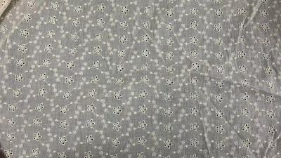 China 100% Cotton Allover Eyelet Chicken Embroidery Fabric, Full Width Floral Cutwork Hollow Fabric 150cm Width for Summer Dress Blouse for sale