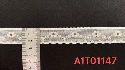 China 2.3cm Width Nylon Spandex Elastic Lace Trim with Daisy Floral Patterns and Double Scalloped Edge for Lingerie and Garment Sewing for sale