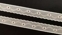 China 2.3cm Width Nylon Spandex Elastic Lace Trim with Daisy Floral Patterns and Double Scalloped Edge for Lingerie and Garment Sewing for sale