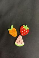 China Colorful Imitate Handmade Fruit patches Watermelon Strawberry Pineapple Peach Carrot  Cute Fruit Motif Imitation Handmade Applique Patches for Kids Garment Accessories for sale