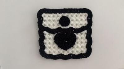 China Cotton/Polyester Snag-resistant embroidery patch  Crochet Flower  Square Patch, Floral Crochet Applique for Clothing Decoration for sale