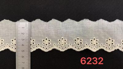 China Cotton Eyelet Lace Trim with Small Cluster Floral Embroidery Scalloped Wavy Edge Soft Breathable for Dress Skirt Garment Trimming for sale