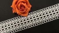 China 5.5cm Width Milk Yarn Lace Trim with Geometric Hollow Pattern and Neat Edge Stable Workmanship for Garment Decoration for sale