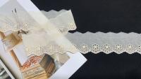 China 5cm Width Cotton Chicken Lace Trim with Tiny Cluster Flower Embroidery and Wavy Scalloped Edge for Dress Blouse for sale