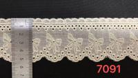 China Cotton Chicken Lace Trim with Delicate Bow Embroidery Wavy Scalloped Borders and Neat Hollow Eyelet Details for Garment Trimming for sale