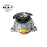 China W204 W212 C204 Mercedes Benz Engine Mount , 2042404217 Front Engine Motor Mount for sale