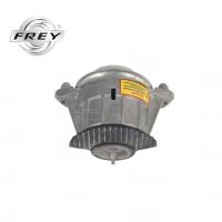 China W204 W212 C204 Mercedes Benz Engine Mount , 2042404217 Front Engine Motor Mount for sale