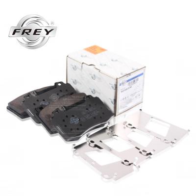 China Front Wheel Brake Pads Set for Mercedes Benz W203 W220 1634200820 Frey Auto Parts for Euro Cars for sale