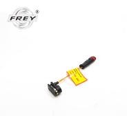 China Right Brake Pad Wear Car Sensor Parts 1645401017 2205401517 Mercedes Benz W164 for sale
