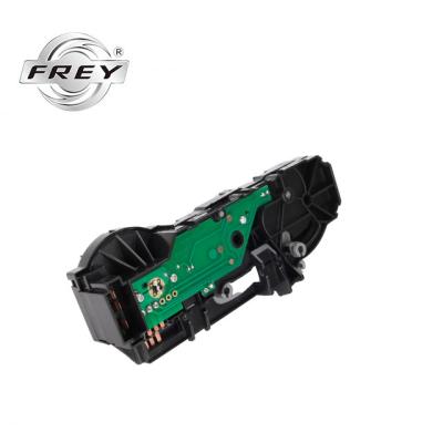 China 0008304185 Auto Electrical Spare Parts Panel Control Switch For Mercedes Sprinter 901 for sale