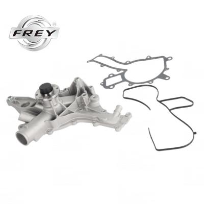 China 1122001401 Engine Cooling Water Pump For Mercedes Benz M112 M113 W202 W203 W211 for sale