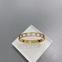 China Lady Stainless Steel Bangle Gold Hollowed Kaleidoscope Inlaid With Diamond Bracelet for sale