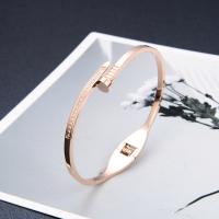 China 58X44mm Stainless Steel Designer Jewelry Rhinestone Gold Bracelet With Screw for sale
