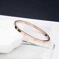 China Bling Diamonds Light Luxury Gold Bangle Independent Design SS316l Gold Bangle for sale