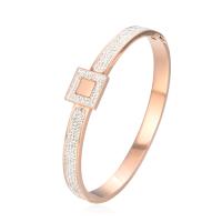 China Durable 14 Karat Gold Rhinestone Bracelet Light Luxury Square Rhinestone Bangle for sale