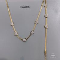 China Stainless Snake Bone Chain Necklace 18k Gold Plated Heart Rhinestone Necklace for sale