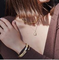 China OEM ODM Bayonet Adjustable Gold Bangles Round Rhinestone Bracelet for sale