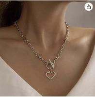 China Romantic Silver Stainless Steel Fashion Necklaces Vintage Love Heart Pendant Necklace for sale