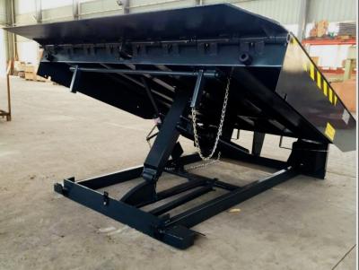 China Adjustable High Capacity Mechanical Loading Dock Leveler For Safe Truck Loading for sale