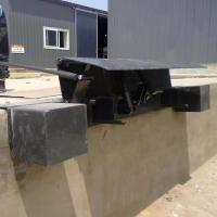China Non Electric Industrial Mechanical Edge Of Dock Leveler For Efficient Loading for sale