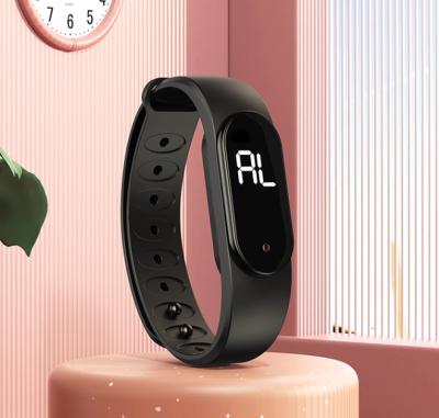 China Intelligent Touch Screen IP67 Temperature Measuring Bracelet for sale