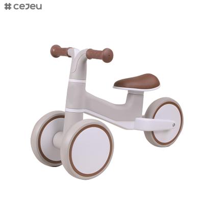 China Baby Balance Bike for 1-3 Years, Toddler Ride On Toy with 3 Wheels, Removable Pedal, 57.5x28x38 cm for sale
