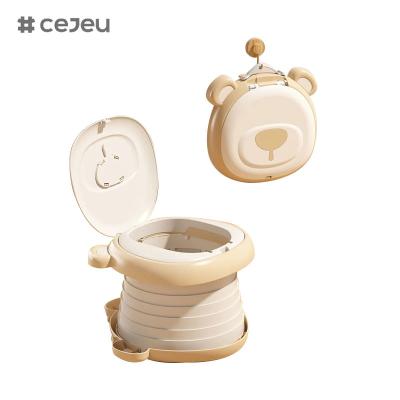 China Bear Shape Folding Toilet for Kids Portable Potty 53x49x55cm One Key Fold Quick Storage Easy Clean with Drawstring Bag for sale