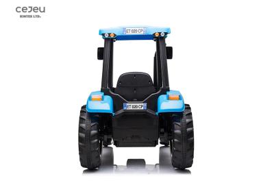 China New Holland T7 Blue Plastic Ride On Tractor 6 km/h with Trailer 28kg for sale