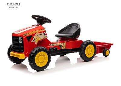 China Kids Ride On Electric Tractor with Tow Bucket 131x50x53cm 30kg Capacity for sale