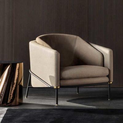 China Hotel Lobby Single Seater Lounge Chair 80x85x80 cm Metal Frame Fabric Leather for sale