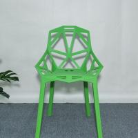 China Wholesale White Stackable Plastic Chair 80kg Capacity for Restaurant Event Venue for sale