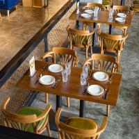 China Retro American Style Solid Wood Metal Base Restaurant Dining Table and Chair Set 4 Seats for sale