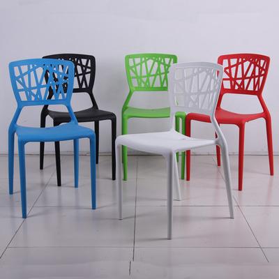 China Stackable Plastic Chair with Solid Wood Legs 670x450x1550mm Indoor Outdoor for sale