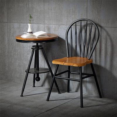 China Industrial Stackable Metal Dining Chair with Solid Wood Seat 46x46x88 cm for sale