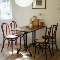 China American Retro Cafe Bistro Rattan Wooden Table and Chairs Set Custom Size for sale