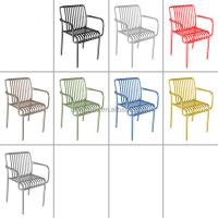 China Nordic Style Metal Outdoor Cafe Dining Table and Chairs Set for Patio Restaurant Garden Use for sale
