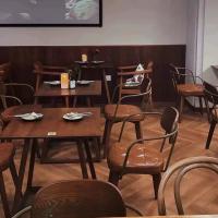 China Commercial Industrial Solid Wood Bar Set Retro Sofa Tavern Chairs for Coffee BBQ Shops for sale