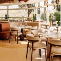 China Nordic Style Cream Restaurant Chair and Bar Chair with Ergonomic Seating and Commercial Grade Durability for sale