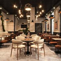 China Commercial Grade Durable Bistro Commercial Furniture Set with Ergonomic Seating and Flexible Customization for sale