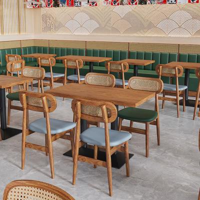 China Modern Design Solid Wood Restaurant Furniture Set Customizable Hotel Table and Chair for sale