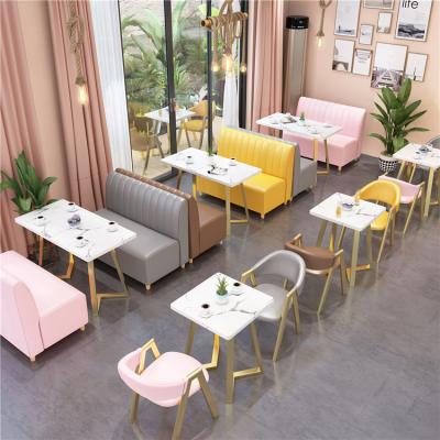 China Metal Restaurant Dining Table and Chairs Set for 4 Indoor Events Furniture 51x42x78cm for sale